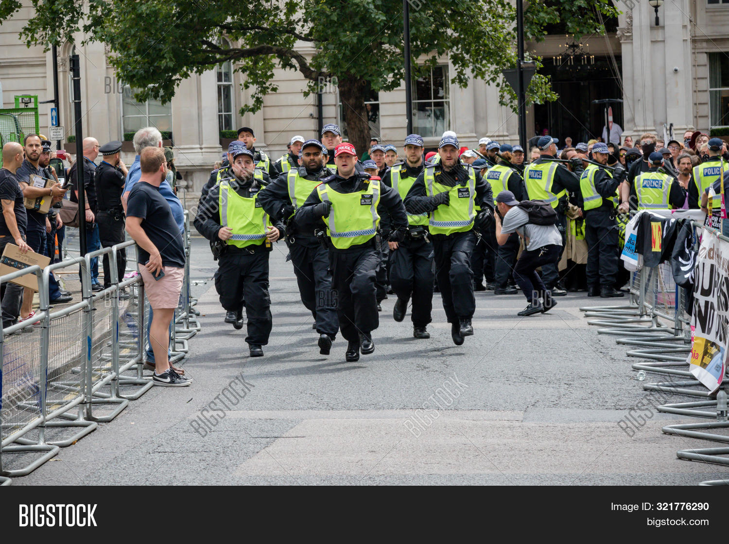 London, United Kingdom Image & Photo (Free Trial) | Bigstock