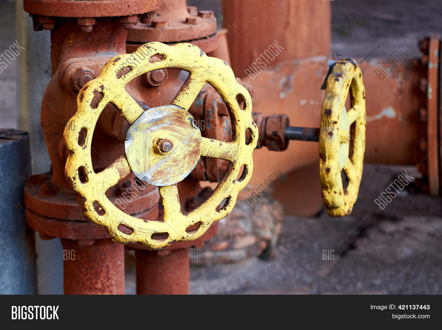 Two Brown Retro Design Image & Photo (Free Trial) | Bigstock