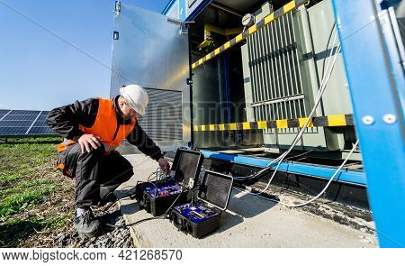 Execution Electrical Image & Photo (Free Trial) | Bigstock