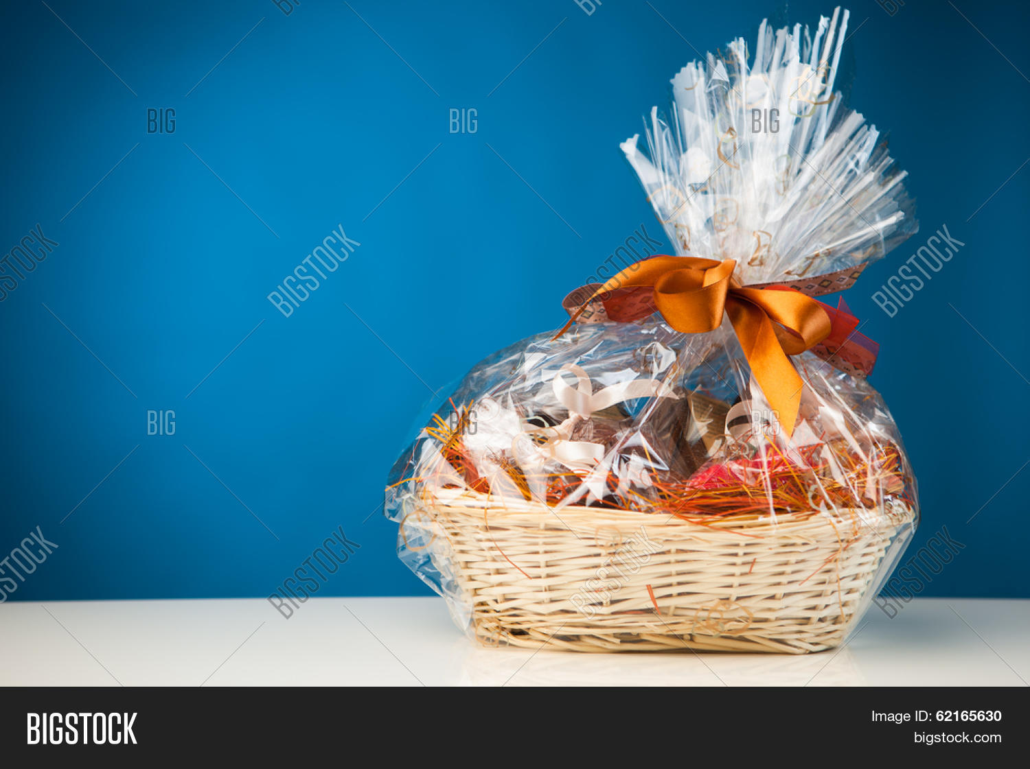 Gift Basket Against Image & Photo (Free Trial) | Bigstock