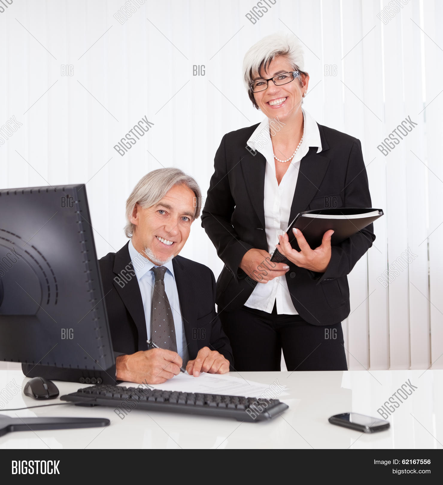 Boss Signing Document Image & Photo (Free Trial) | Bigstock