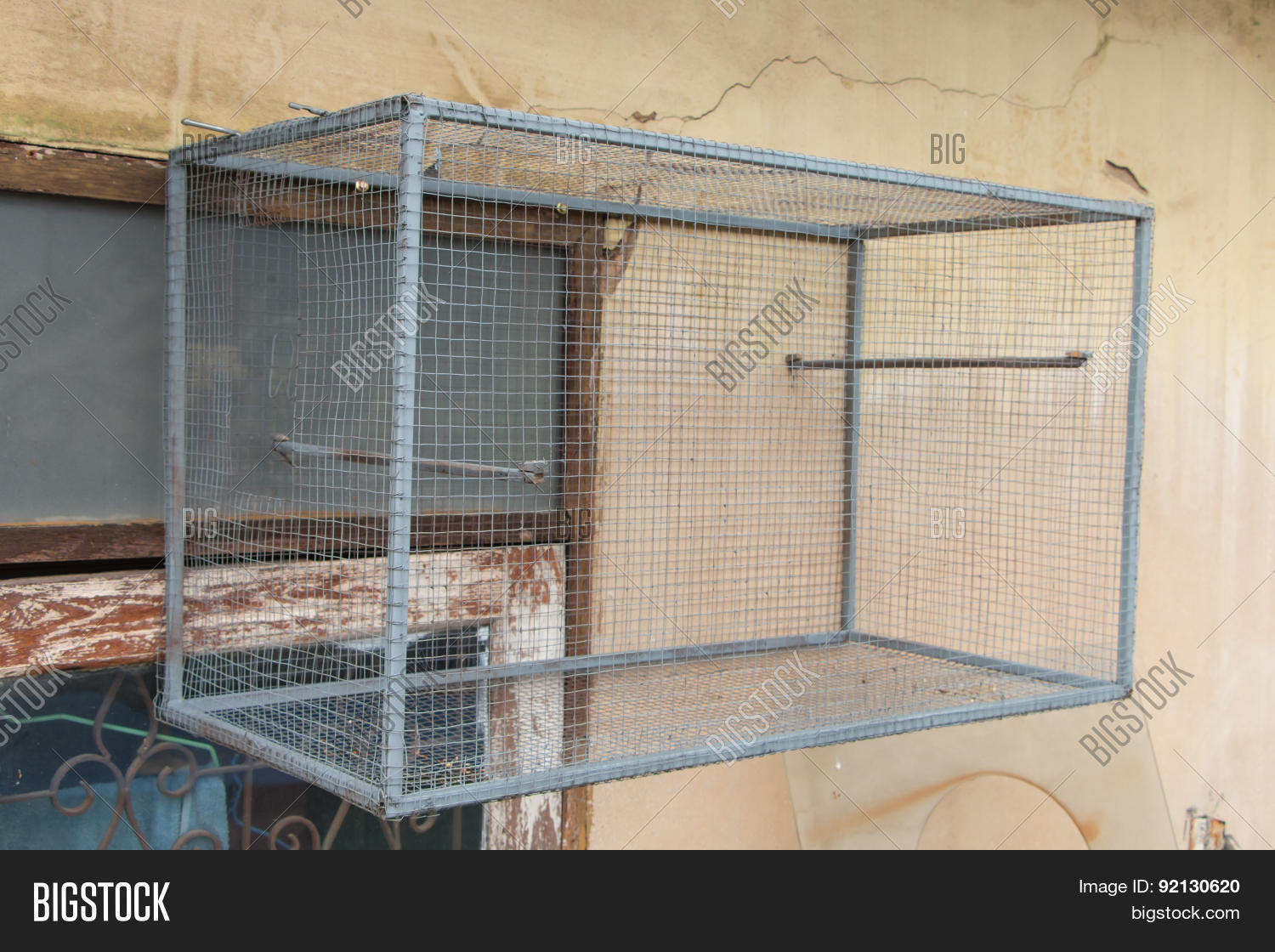 Empty Bird Cage On Image & Photo (Free Trial) | Bigstock