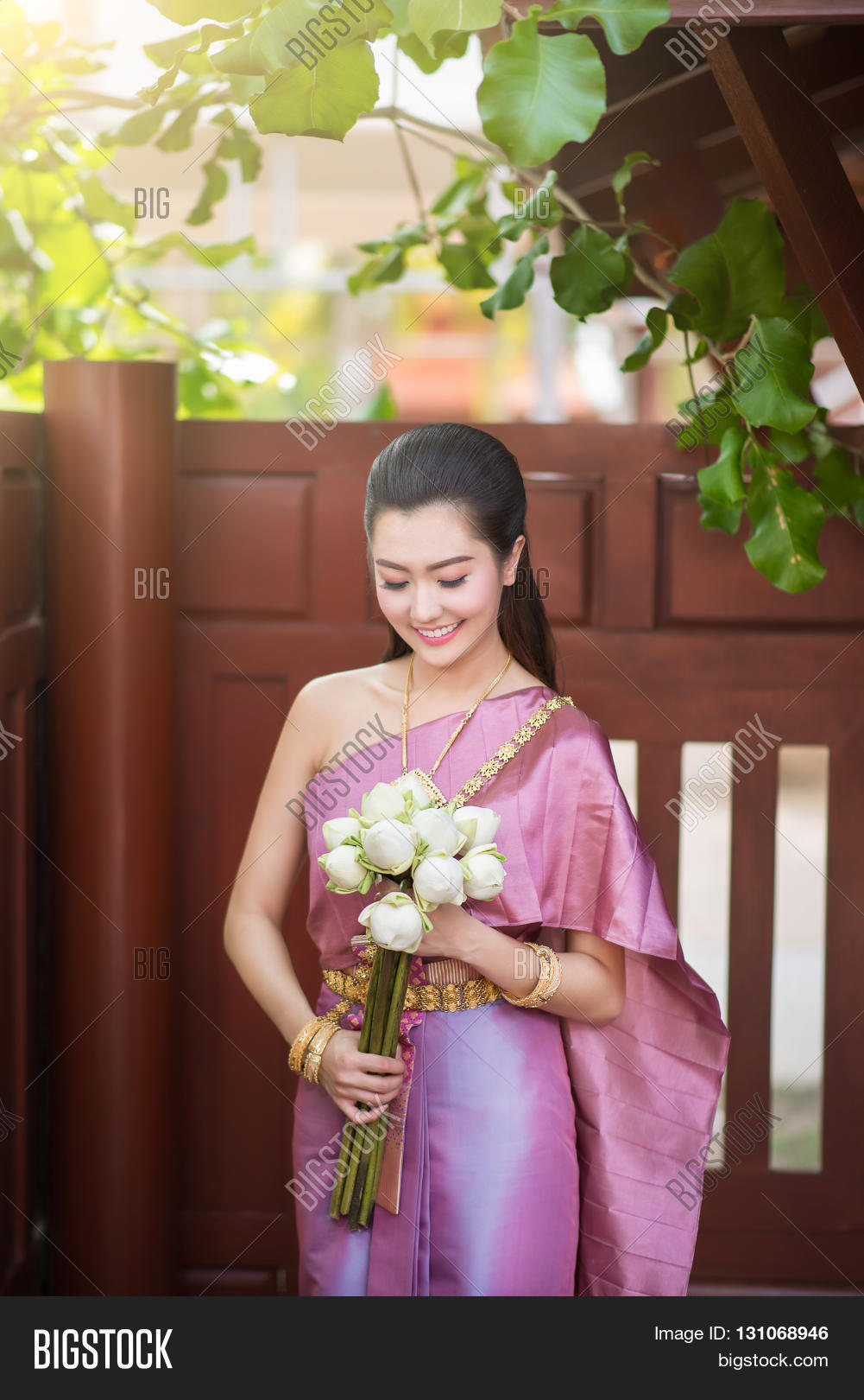 Beautiful Thai Girl Image And Photo Free Trial Bigstock