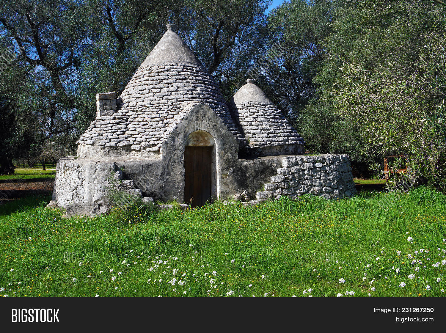 Old Trullo Spring Image & Photo (Free Trial) | Bigstock