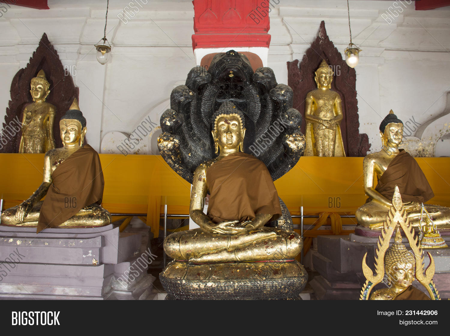 Thai People Respect Image & Photo (Free Trial) | Bigstock