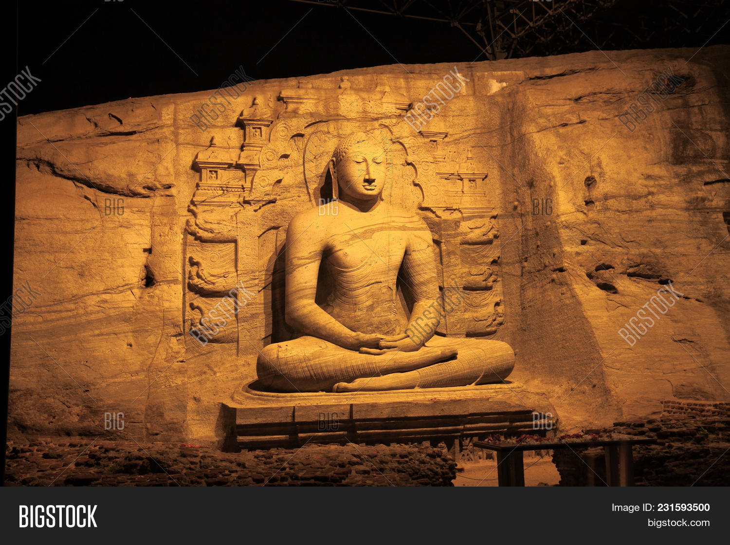 Gal Vihara Gal Image & Photo (Free Trial) | Bigstock