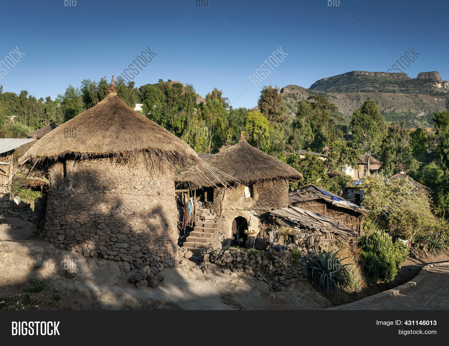 Circular Rural Settlement