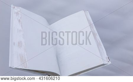 Blank White Open Book Image & Photo (Free Trial) | Bigstock