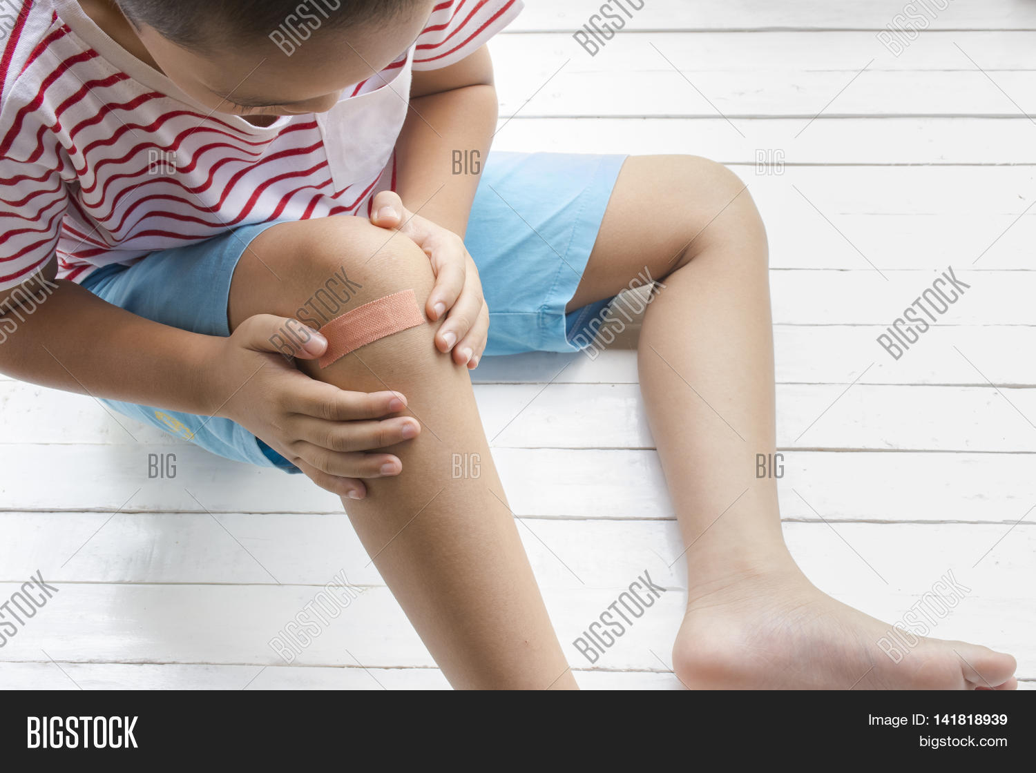 Children Wound Boy Had Image & Photo (Free Trial) | Bigstock