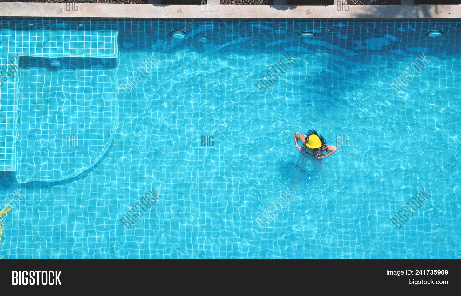 Swimming Pool Bubble Image & Photo (Free Trial) | Bigstock