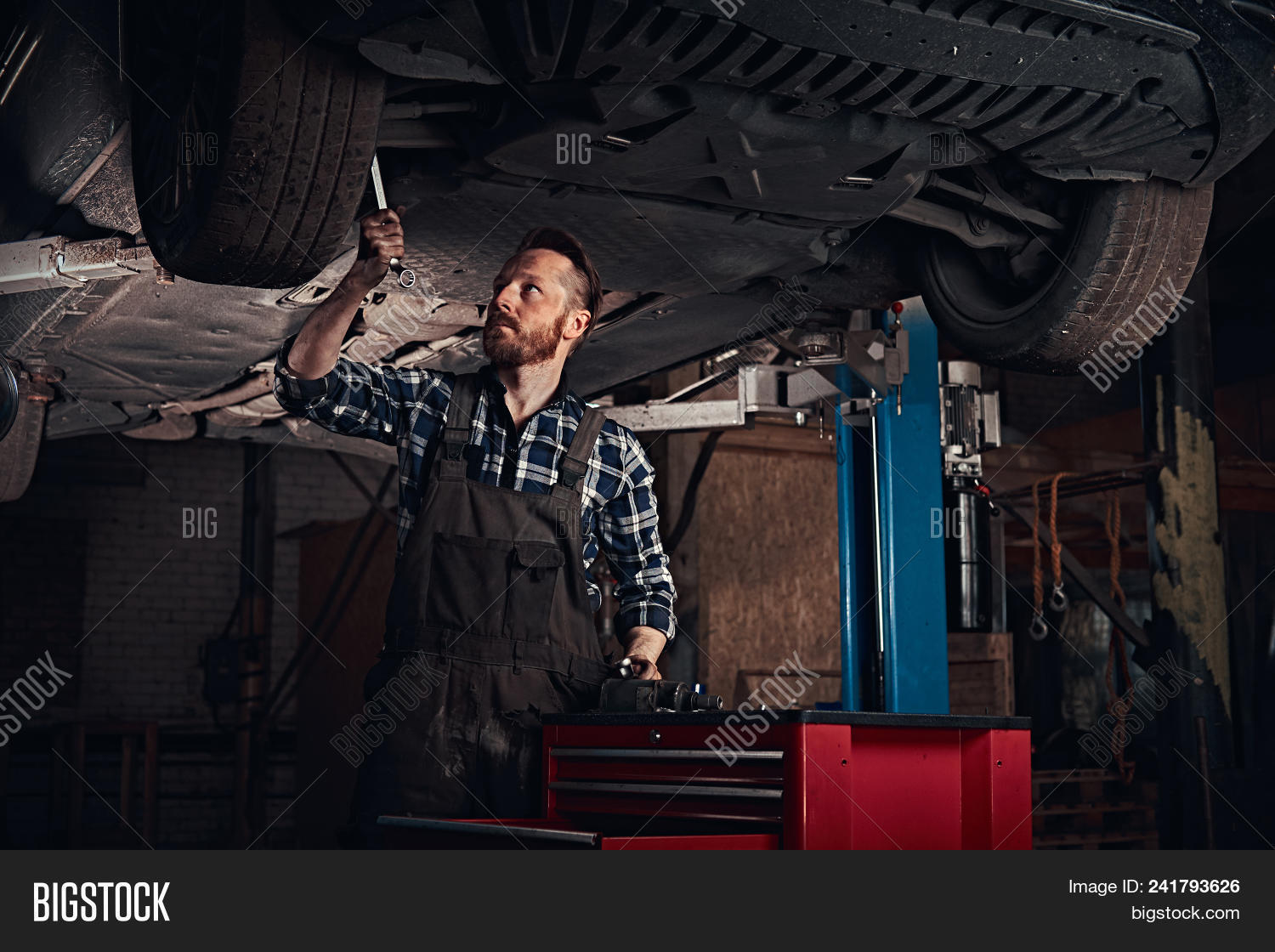 Bearded Auto Mechanic Image & Photo (Free Trial) | Bigstock