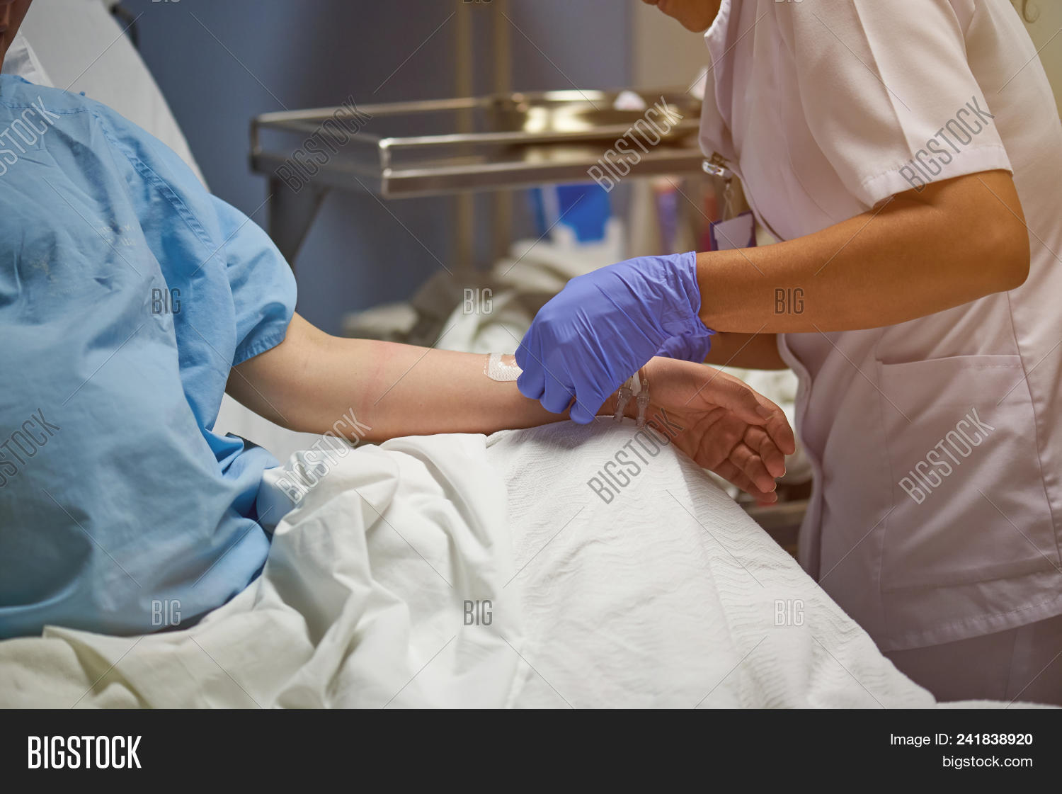 Nurse Injecting Image & Photo (Free Trial) | Bigstock