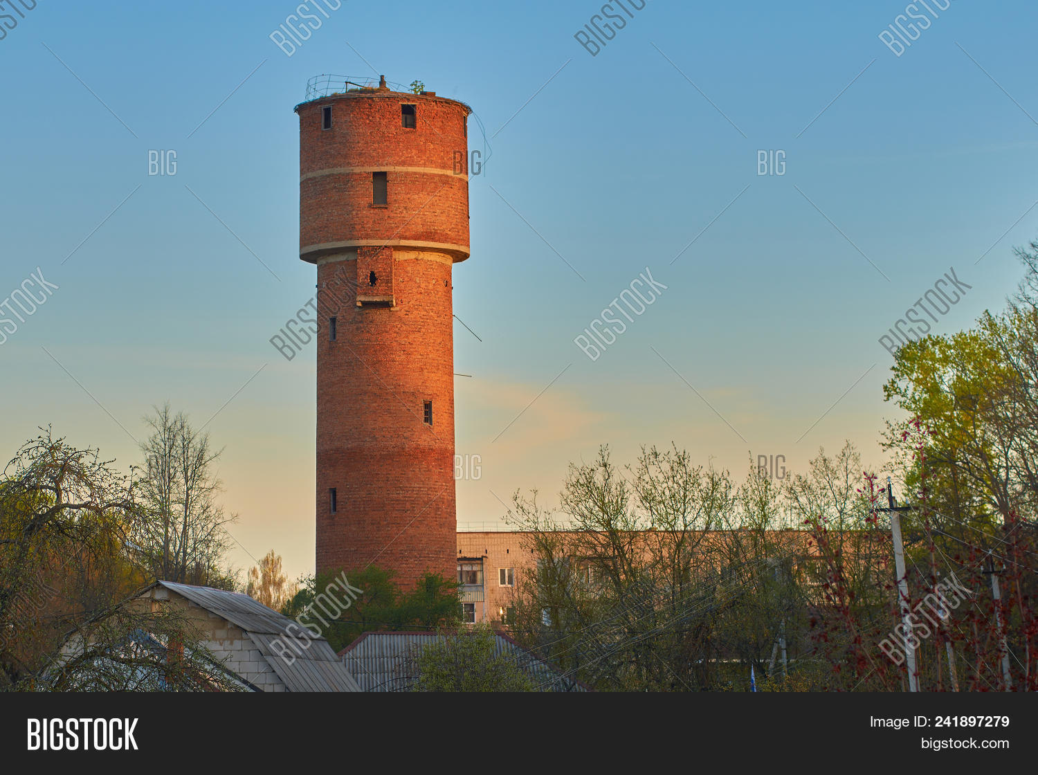 Water Tower Structure Image & Photo (Free Trial) | Bigstock