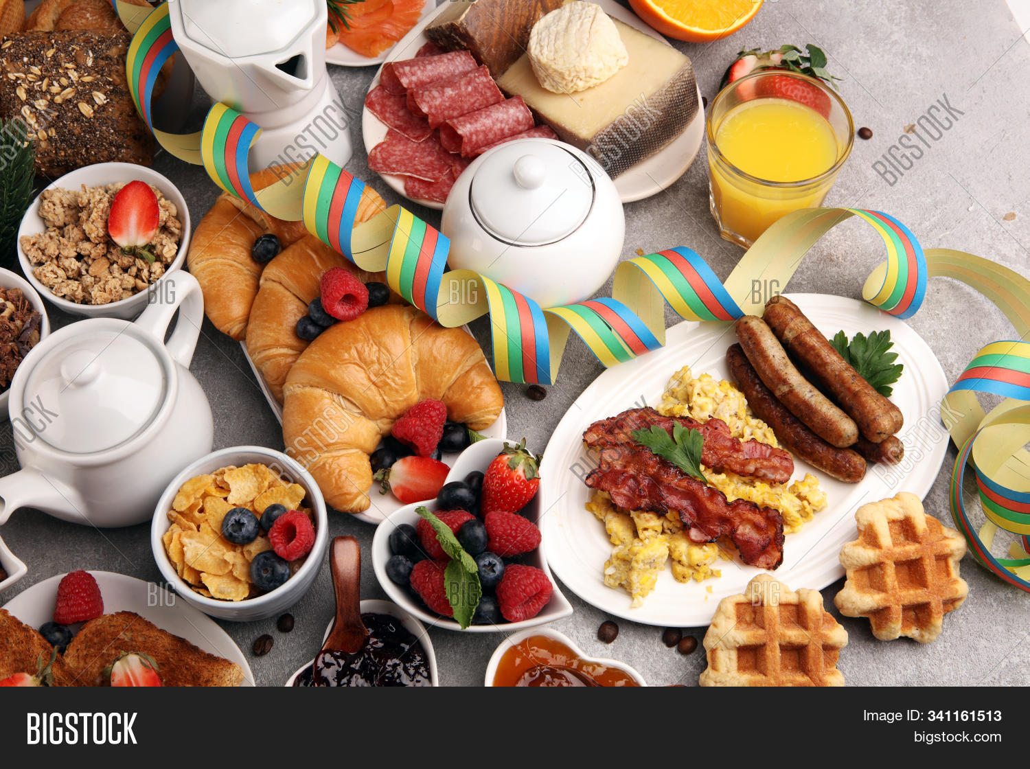 Imagen y foto Breakfast Served (prueba gratis) | Bigstock