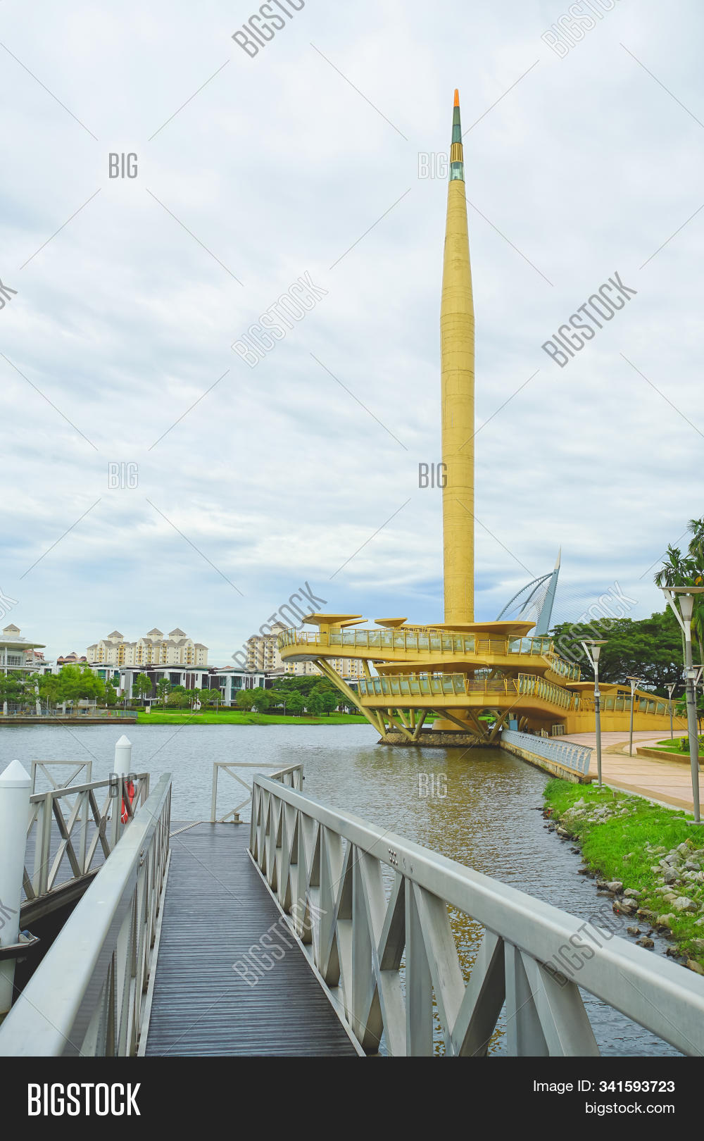 Gold Color Monument Image & Photo (Free Trial) | Bigstock