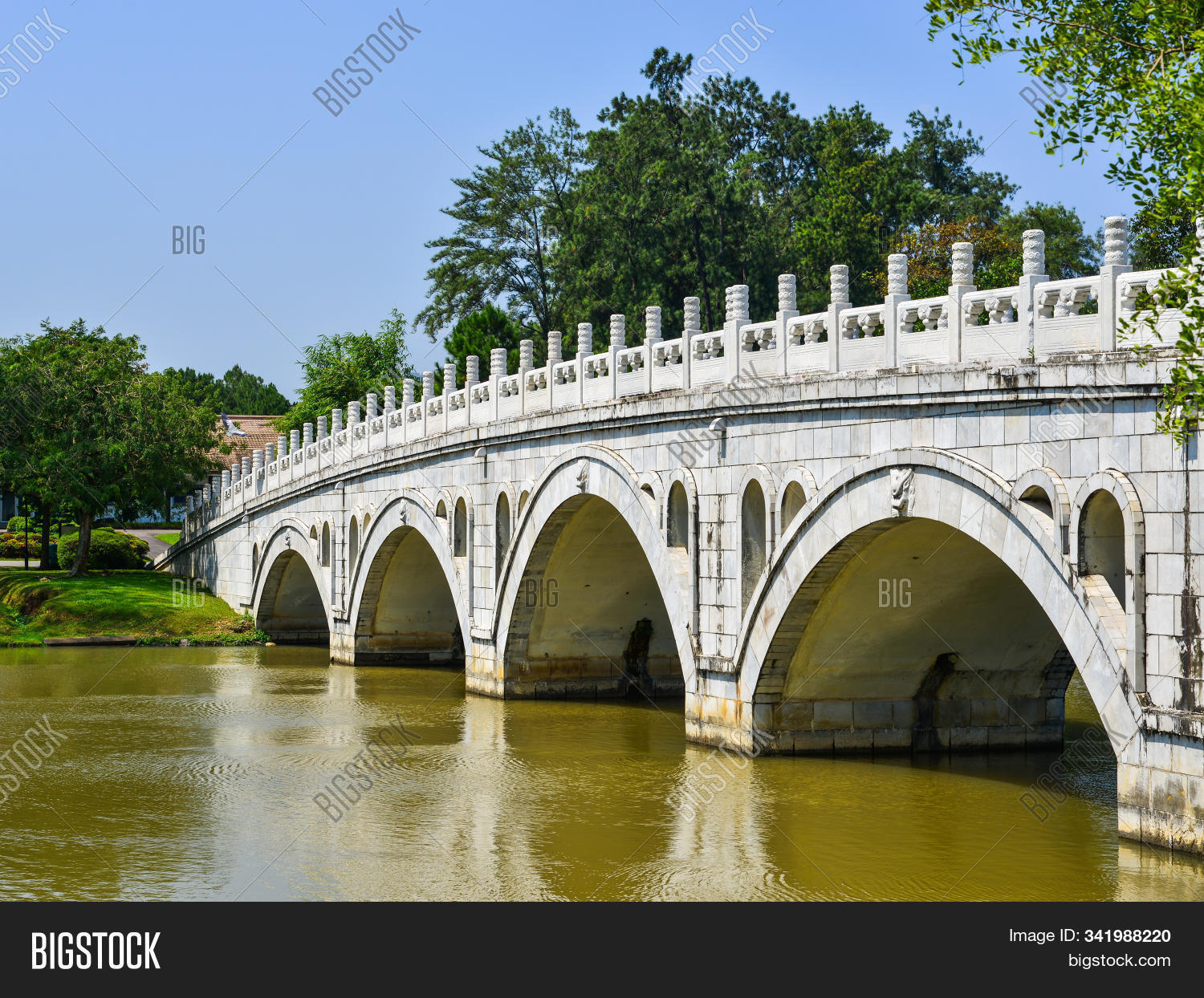 Chinese Bridge Public Image & Photo (Free Trial) | Bigstock