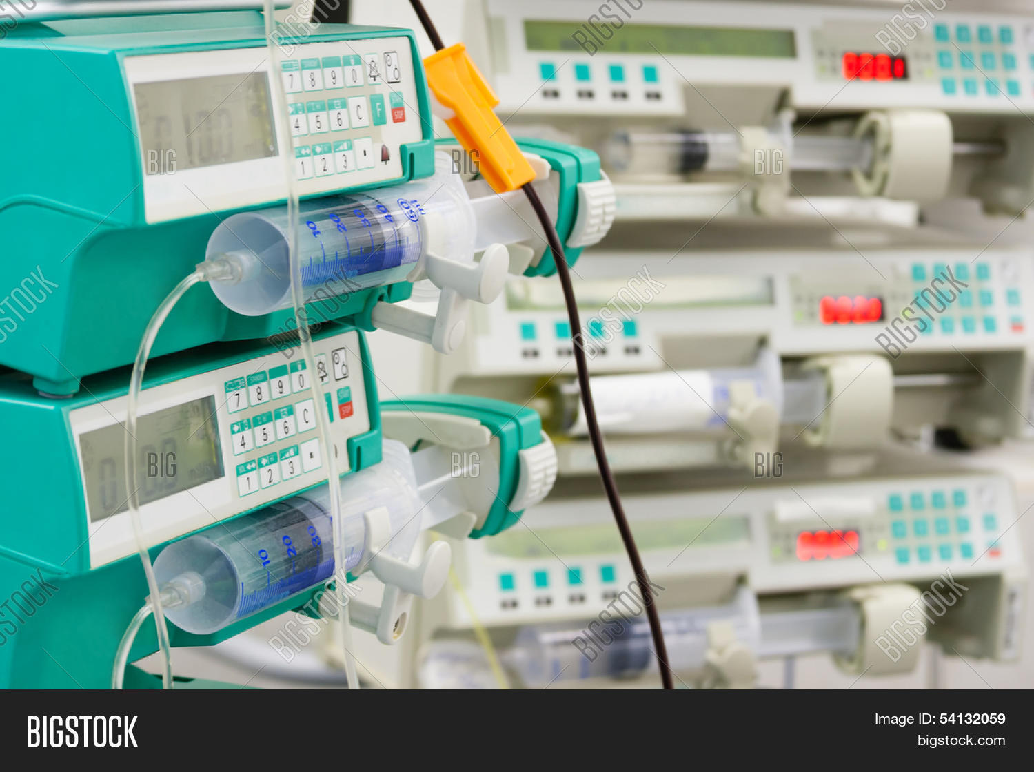 Several Syringe Pumps Image & Photo (Free Trial) | Bigstock