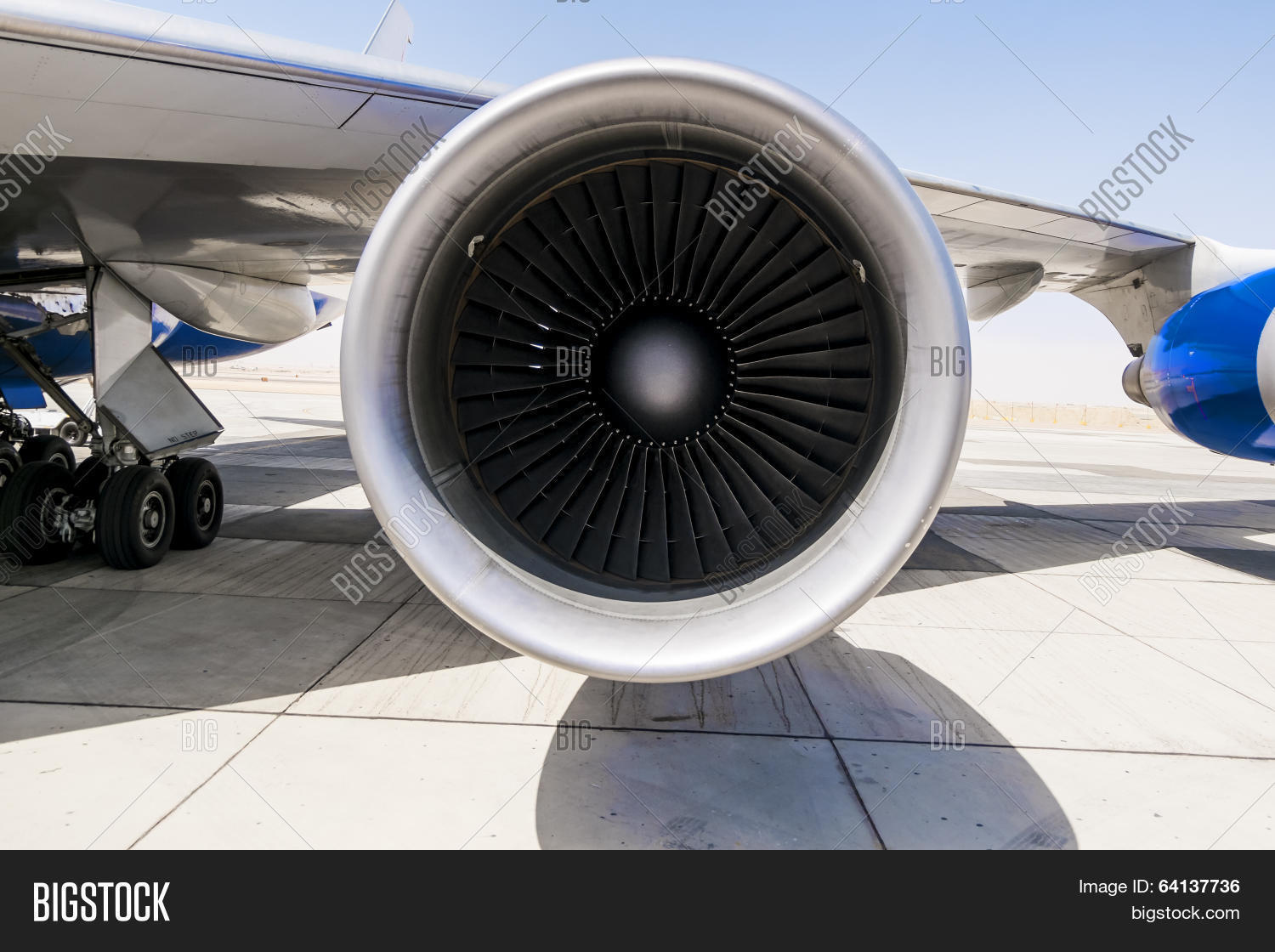 Jet Engine On Wing Image & Photo (Free Trial) | Bigstock