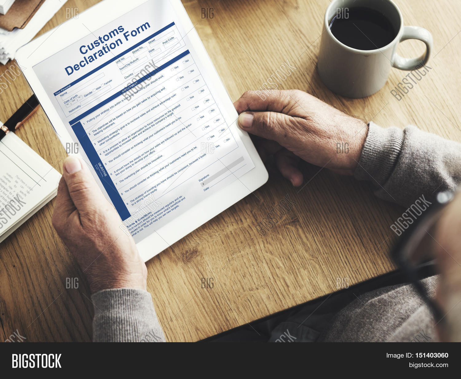 Customs Declaration Image & Photo (Free Trial) | Bigstock
