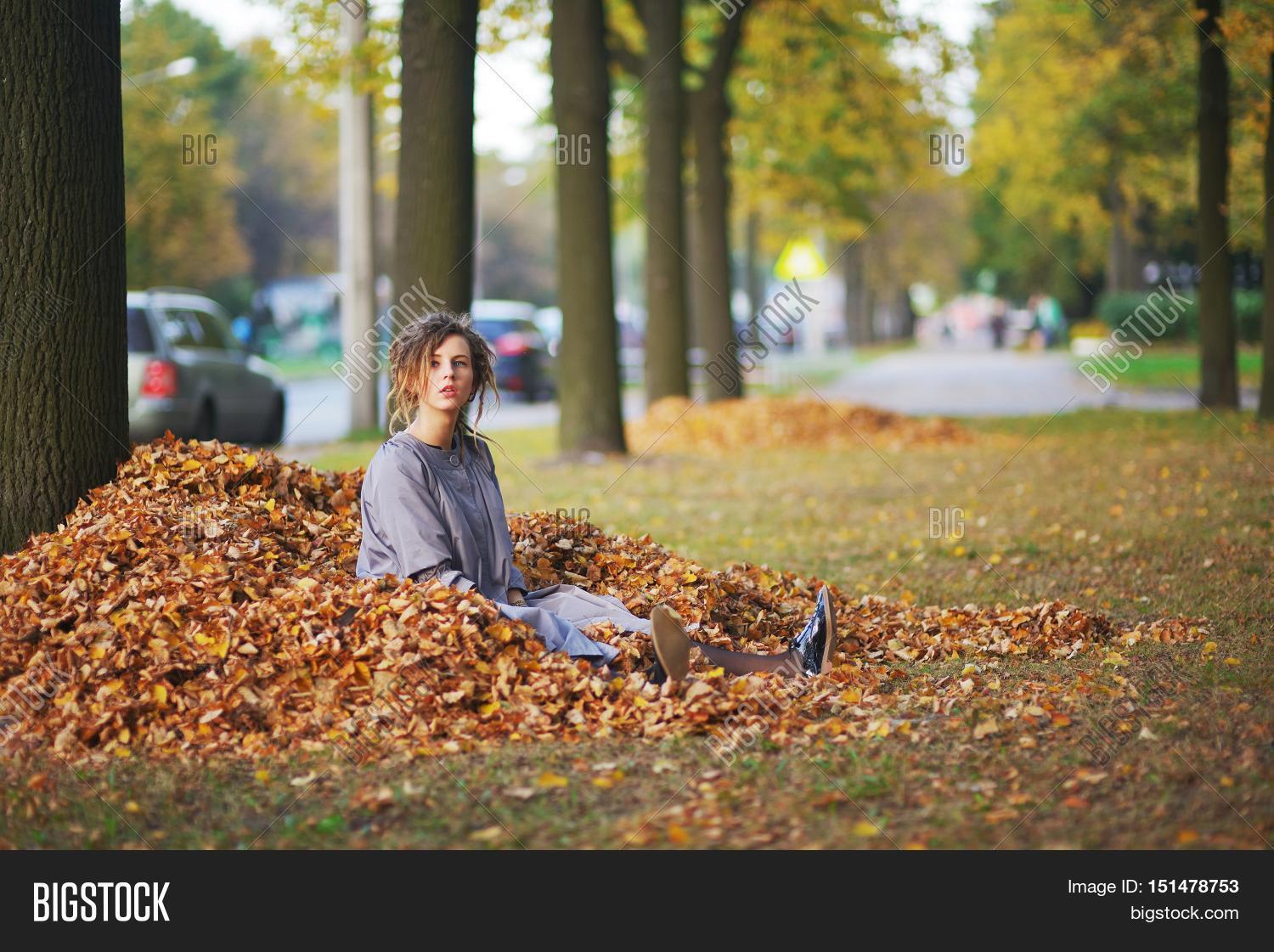 Young Girl Throwing Image & Photo (Free Trial) | Bigstock