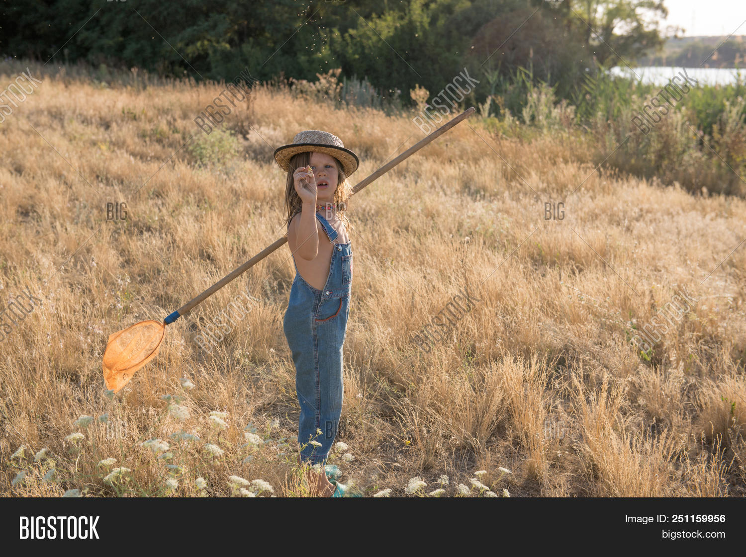 Child Insect Net Image & Photo (Free Trial) | Bigstock