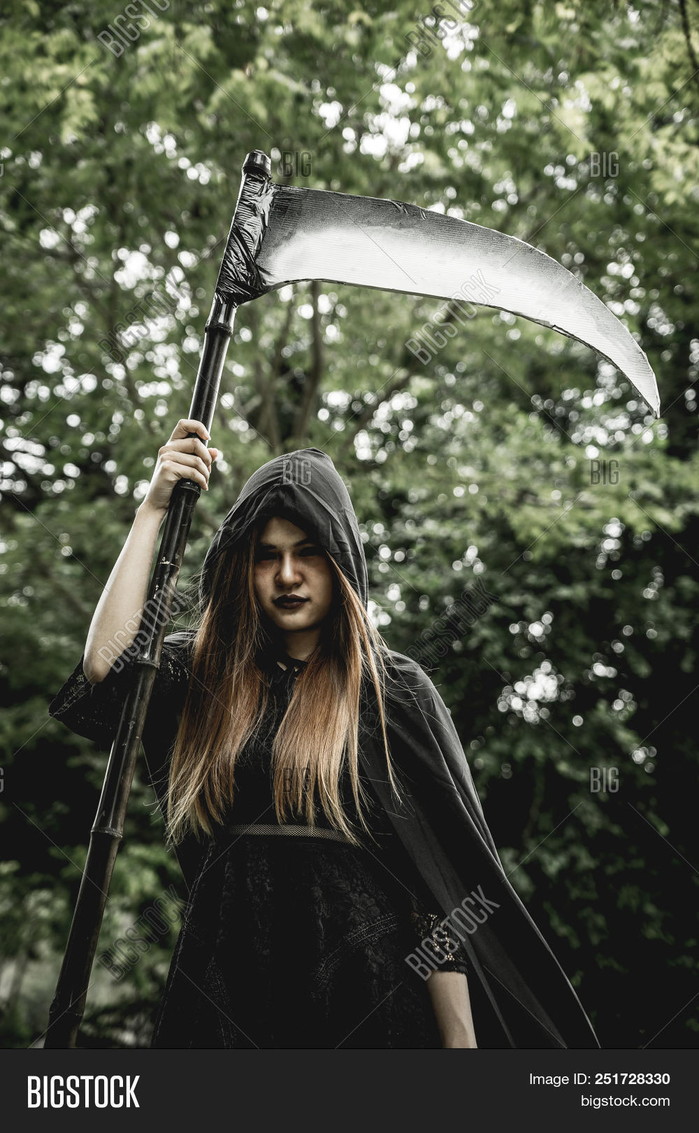 Asian Woman Dress Image & Photo (Free Trial) | Bigstock