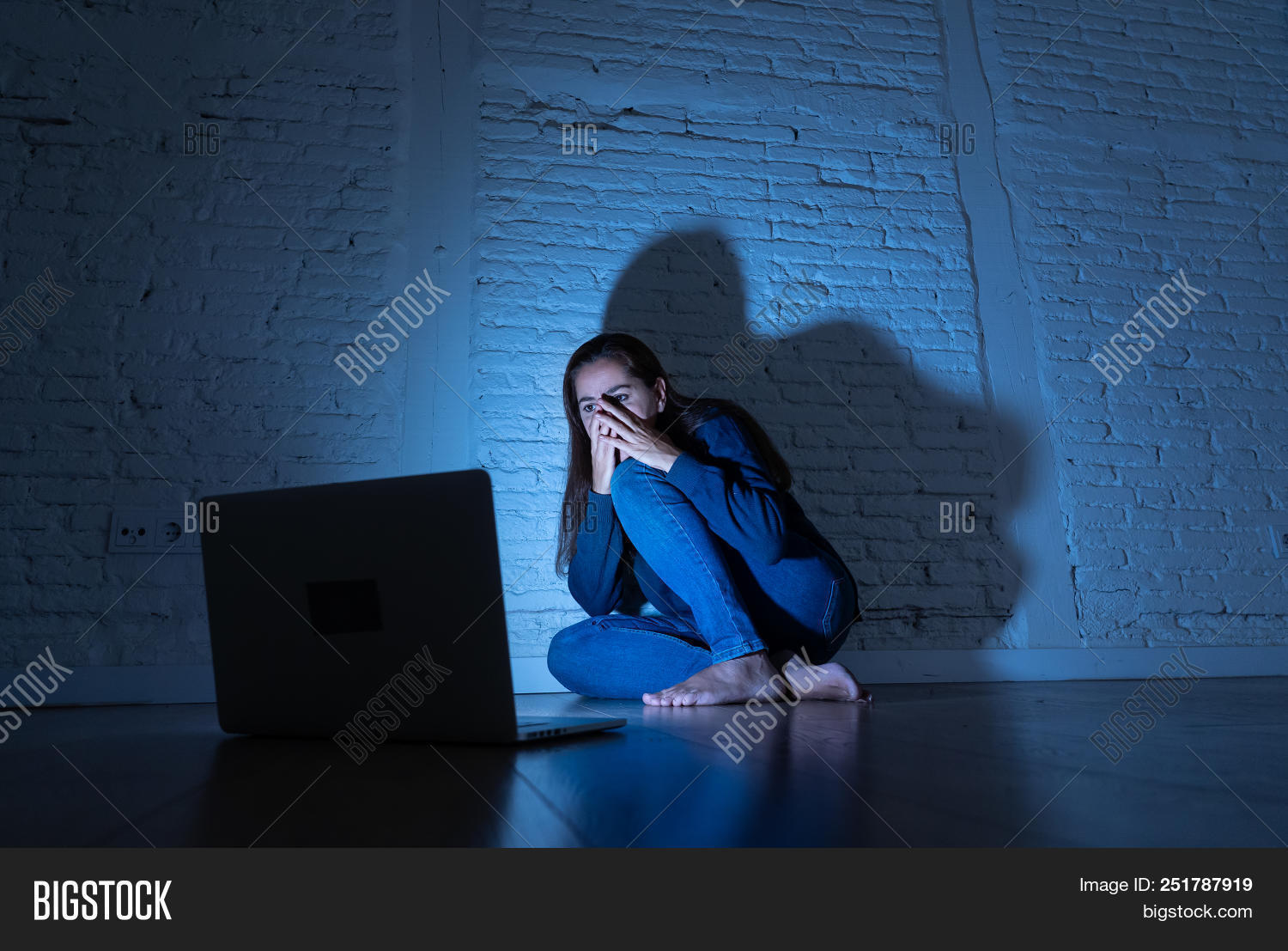Sad Scared Female Image & Photo (Free Trial) | Bigstock