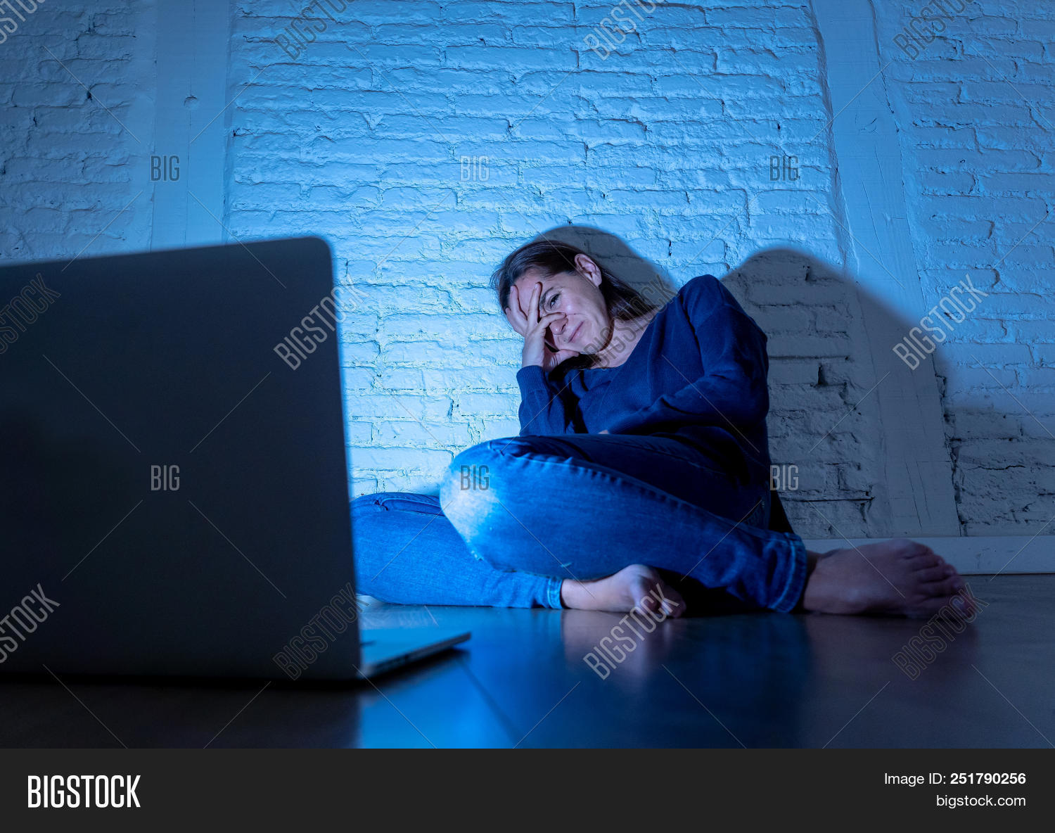 Sad Scared Female Image & Photo (Free Trial) | Bigstock