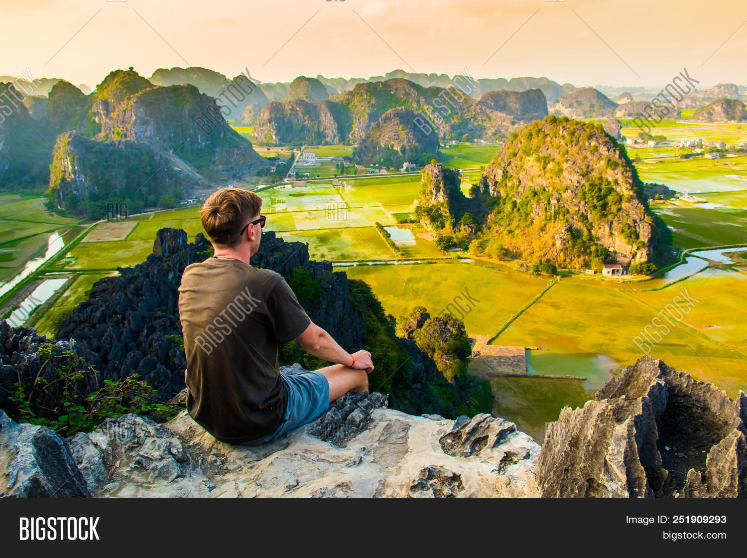 Man Looking Beautiful Image & Photo (Free Trial) | Bigstock