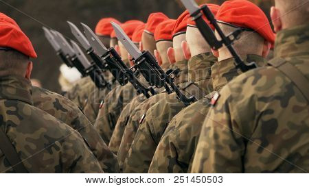 Soldiers Red Berets Image & Photo (Free Trial) | Bigstock