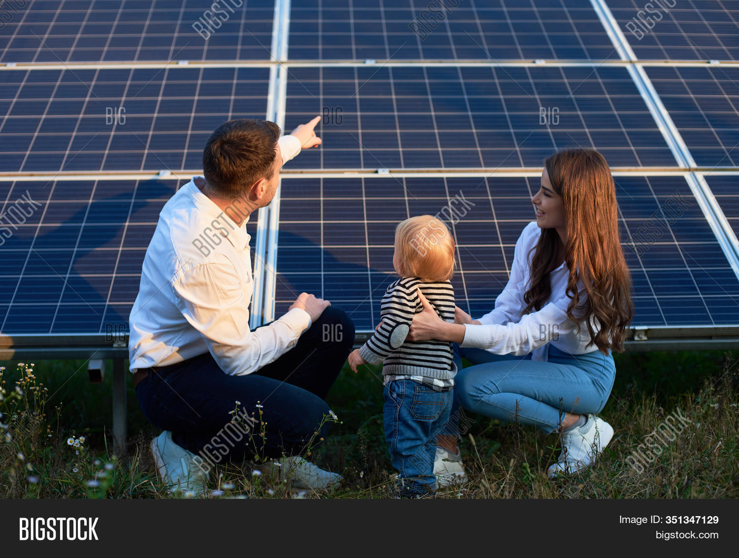 Back View Young Family Image & Photo (Free Trial) | Bigstock