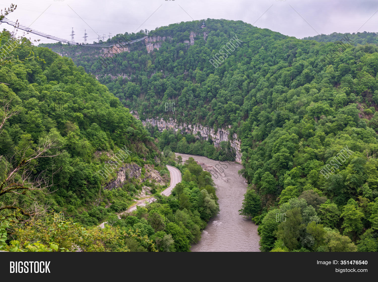 Imagen y foto Gorge Mountains (prueba gratis) | Bigstock