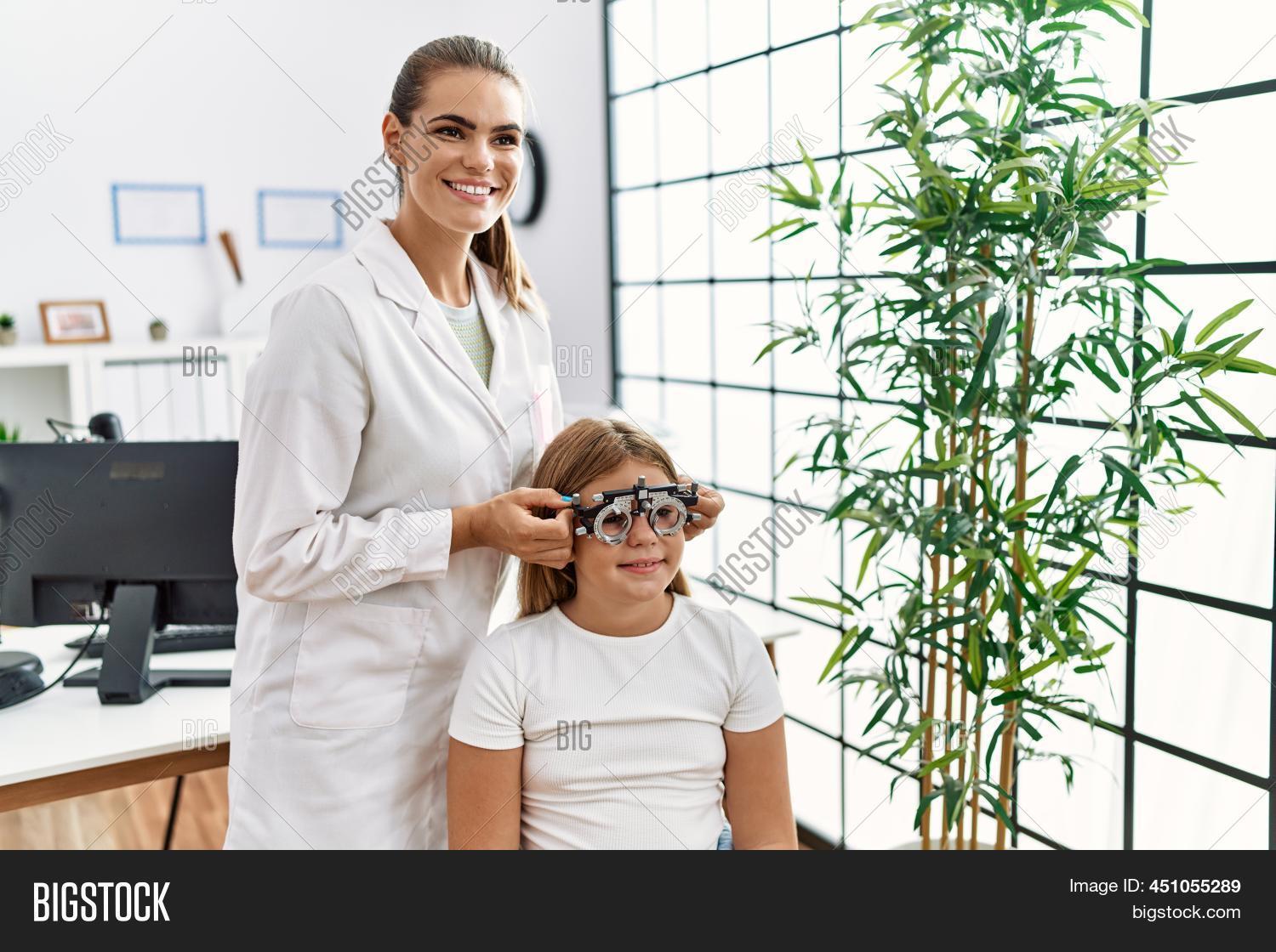 Woman Girl Oculist Image & Photo (Free Trial) | Bigstock