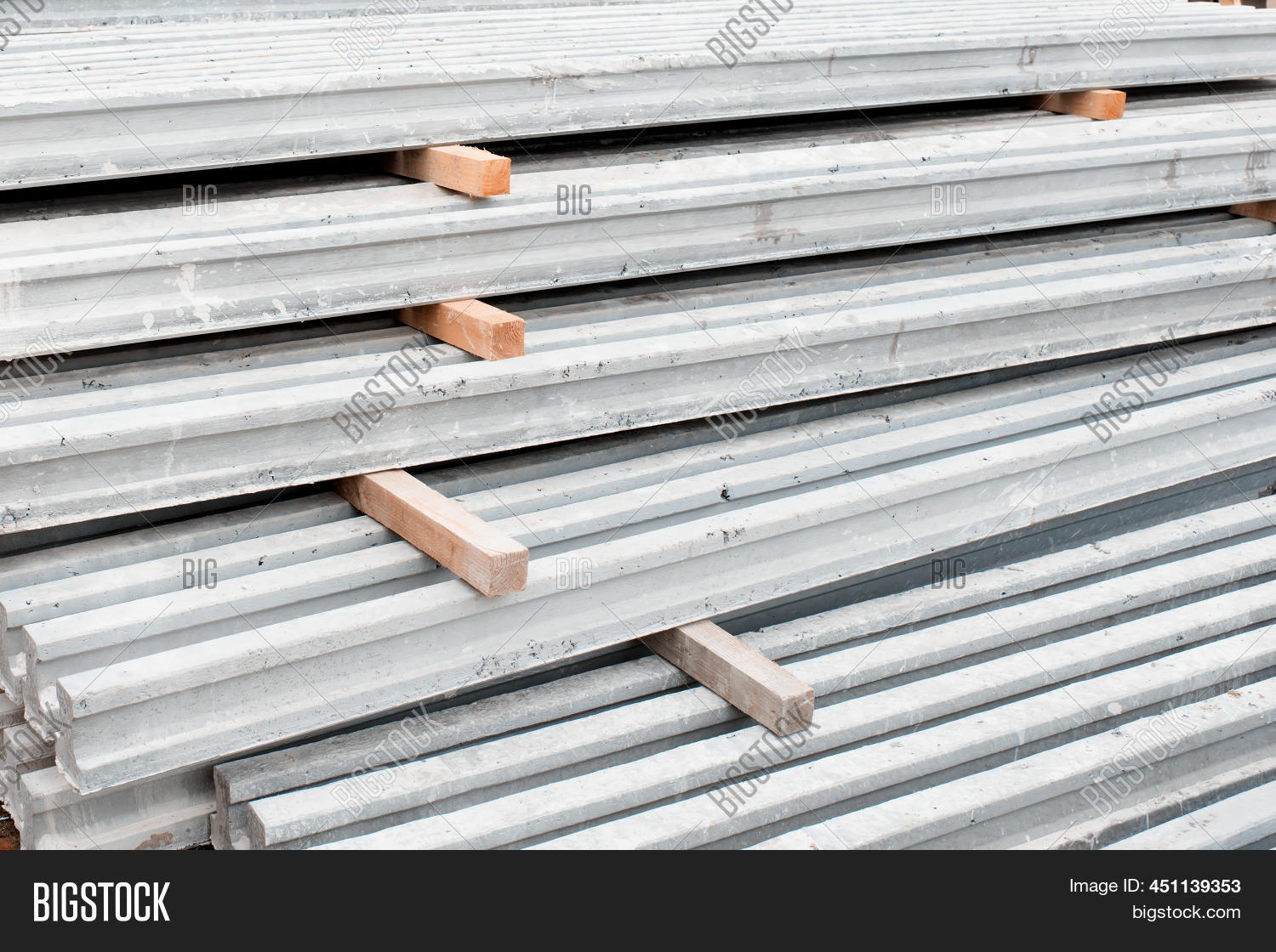 Precast Concrete Beam Image & Photo (Free Trial) | Bigstock