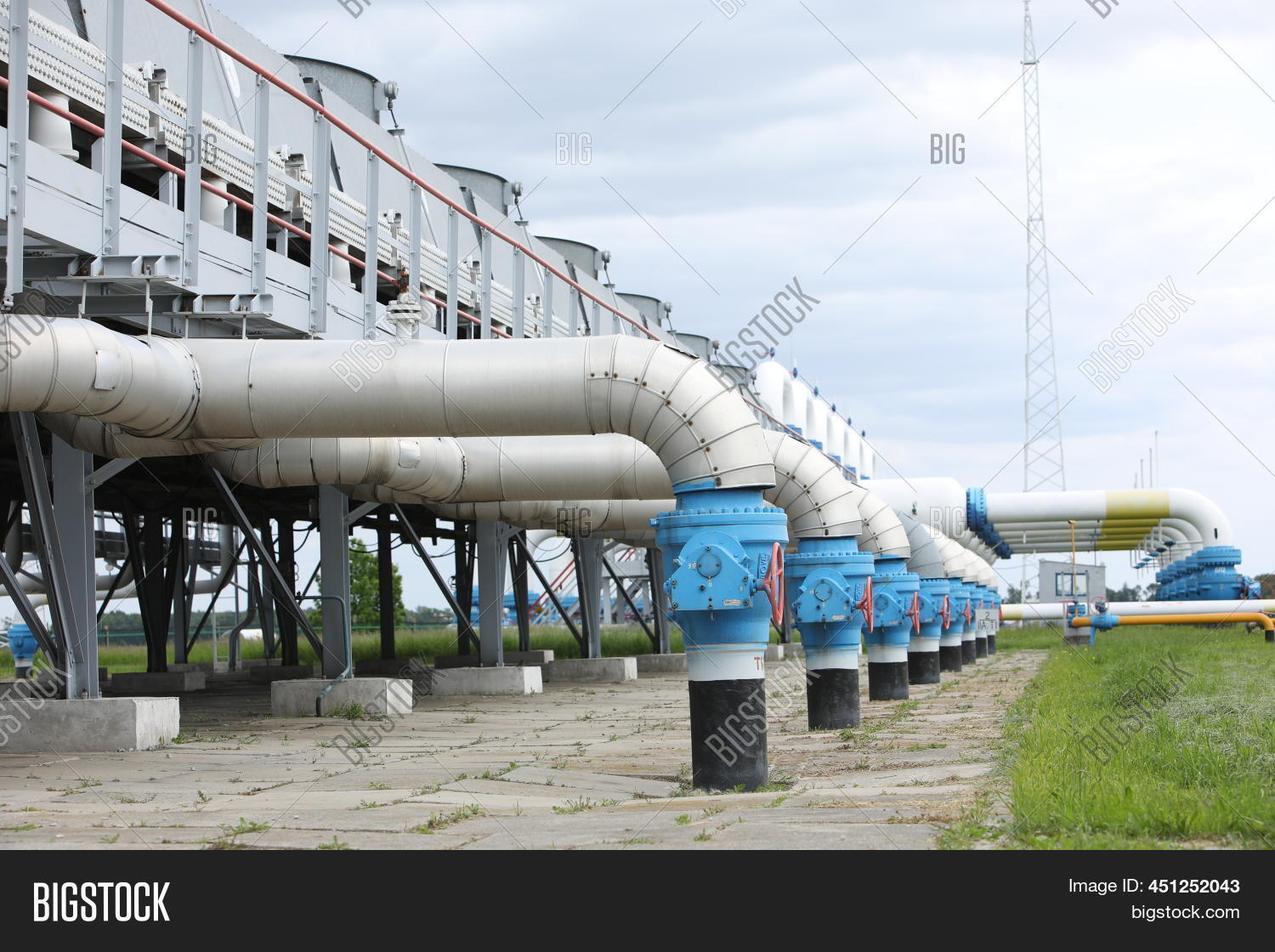 Gas Transportation Image & Photo (Free Trial) | Bigstock