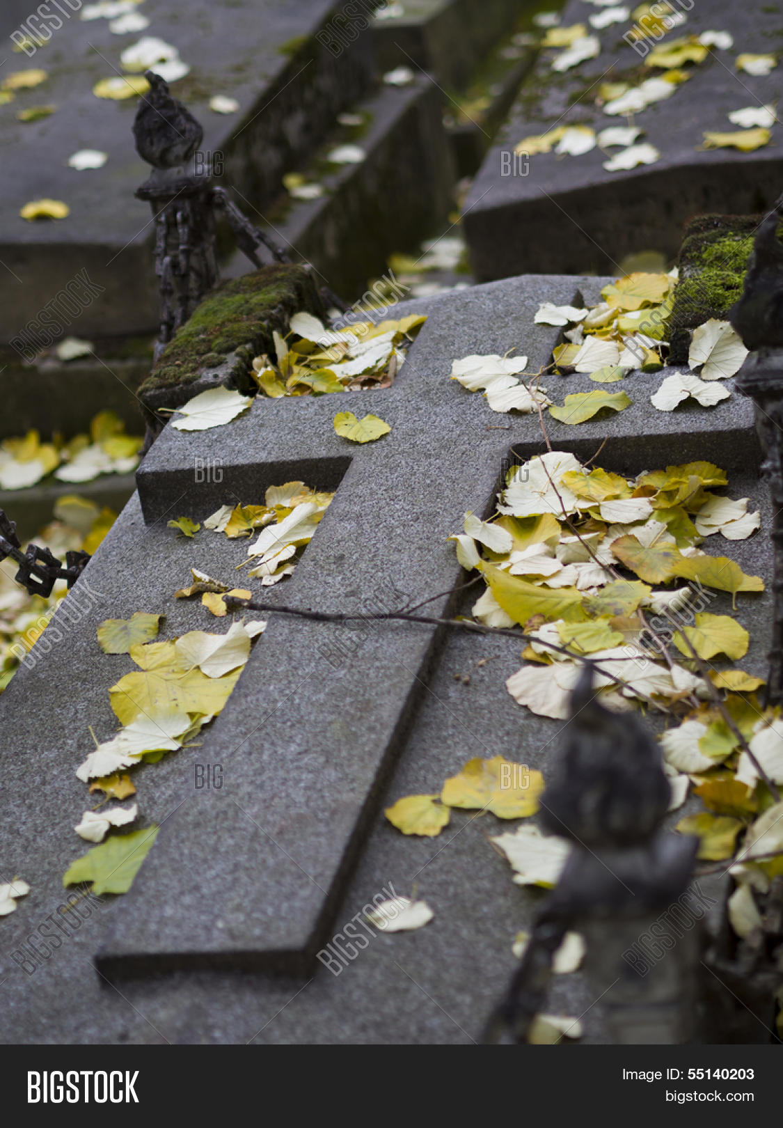Old Nameless Tombstone Image & Photo (Free Trial) | Bigstock