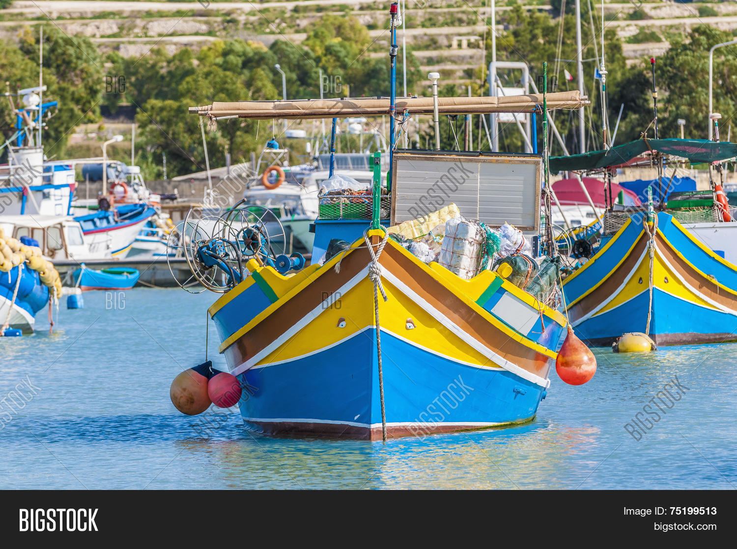 Traditional Luzzu Boat Image & Photo (Free Trial) | Bigstock