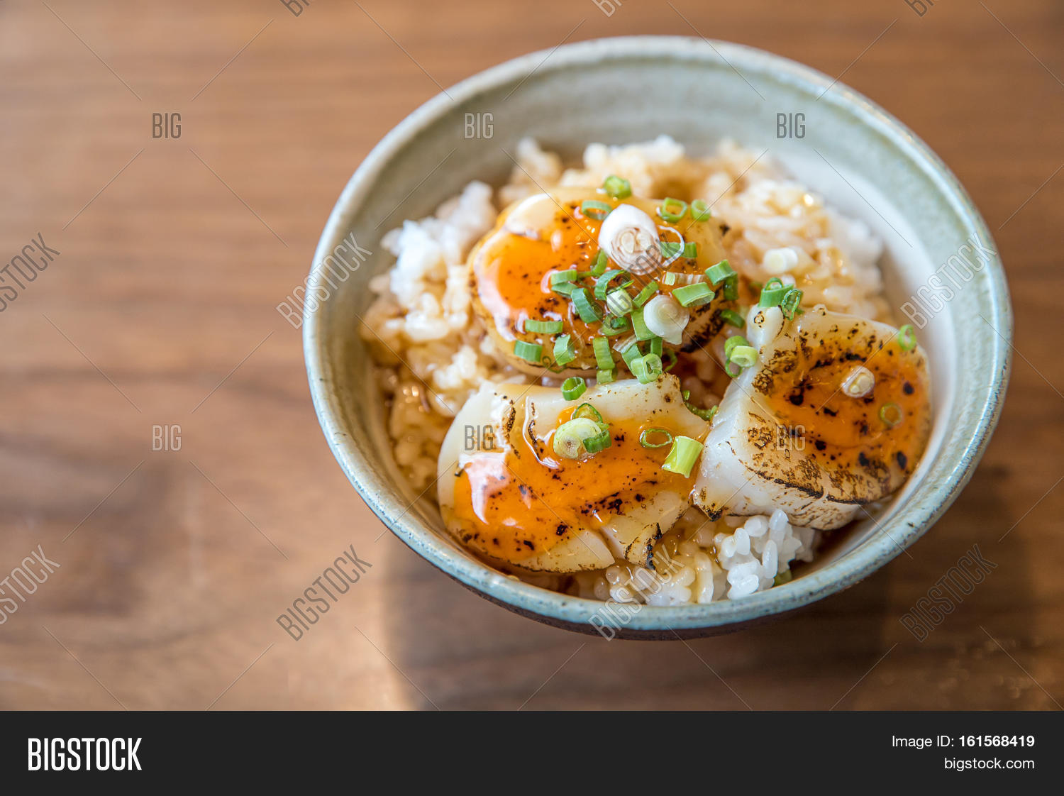 Hotate On Rice Uni Image & Photo (Free Trial) | Bigstock