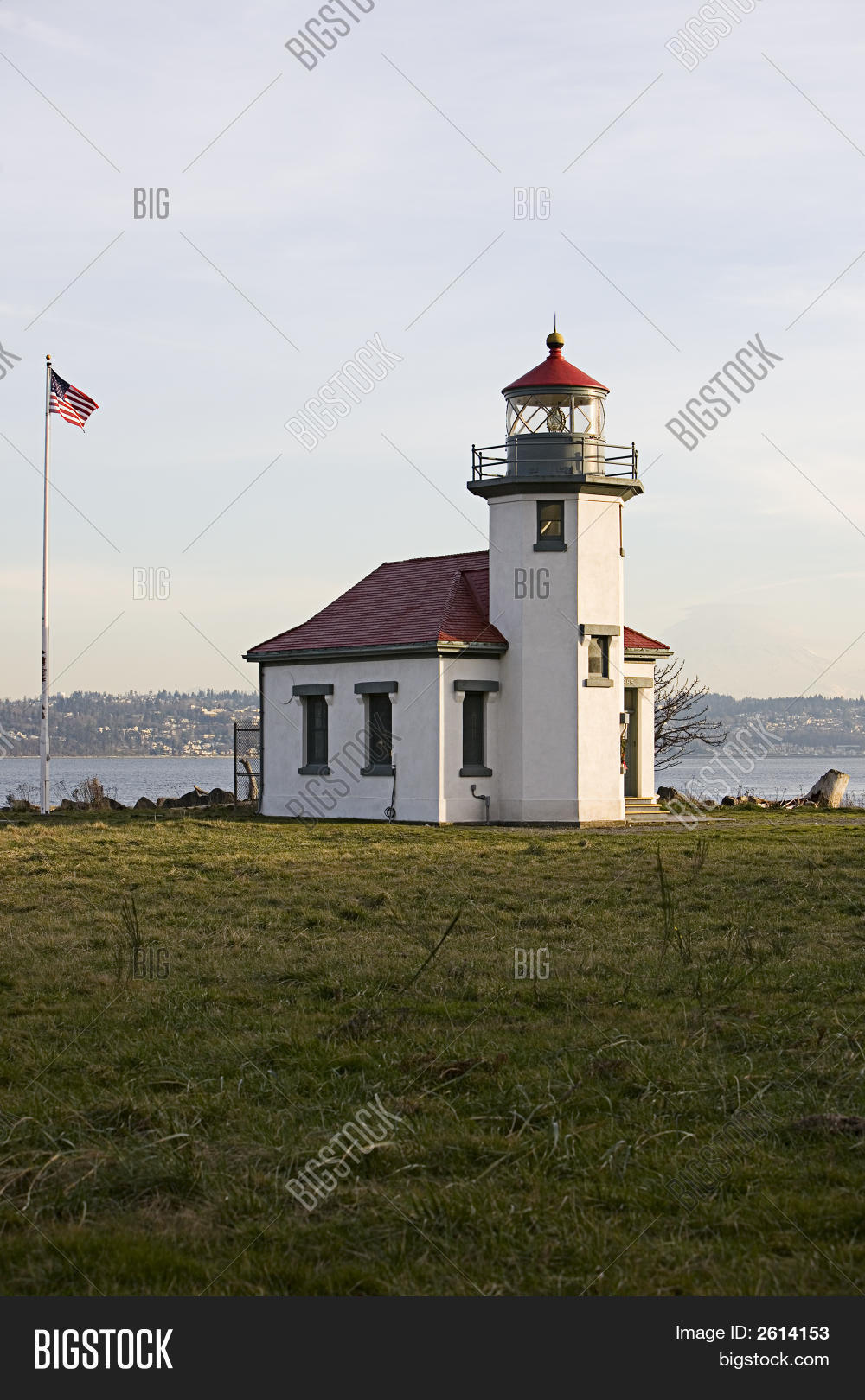 Point Robinson Light Image & Photo (Free Trial) | Bigstock