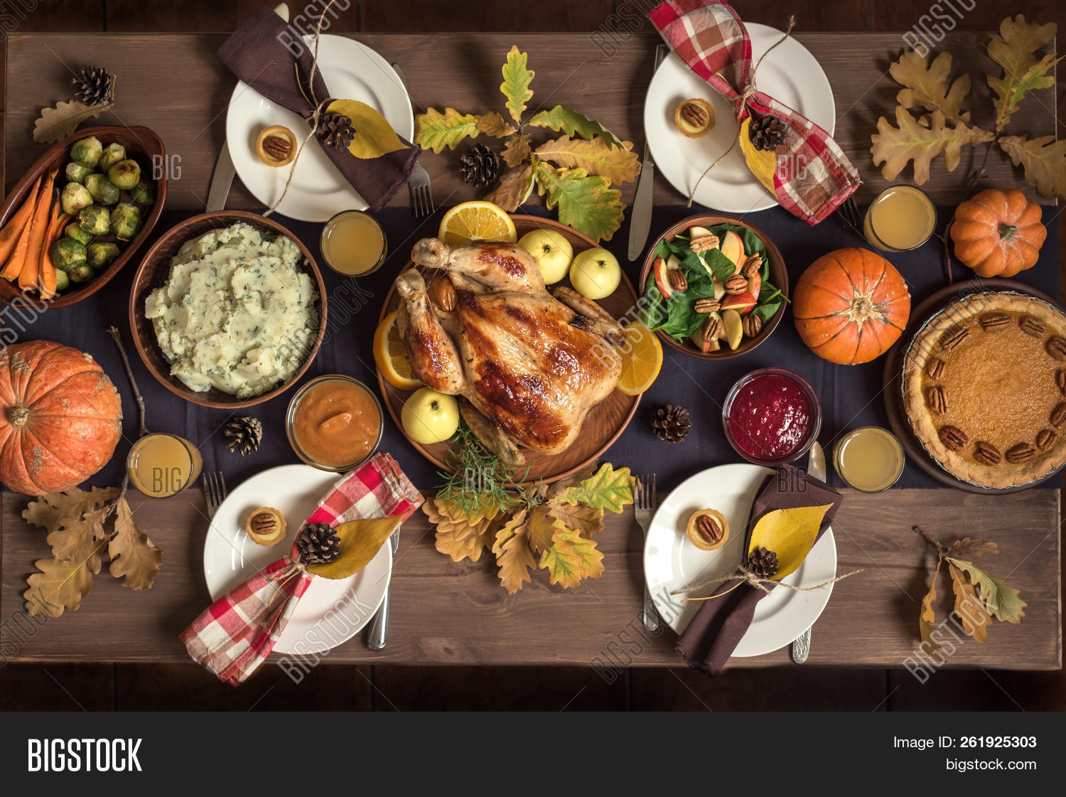 Thanksgiving Dinner Backgrounds