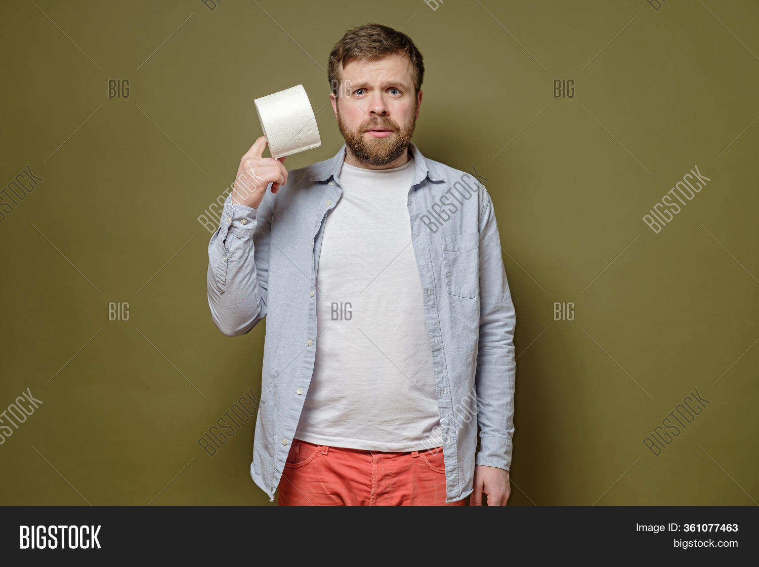 Alarmed Man Holds Image & Photo (Free Trial) | Bigstock