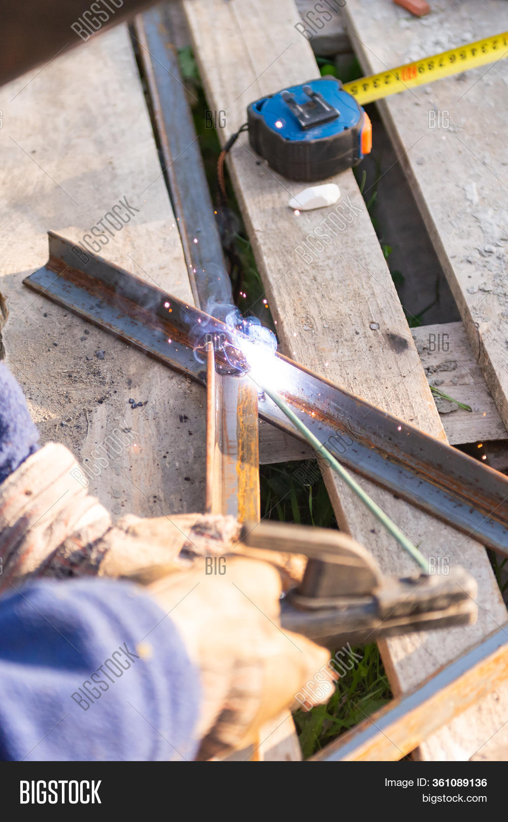 Welding Iron. Worker Image & Photo (Free Trial) | Bigstock