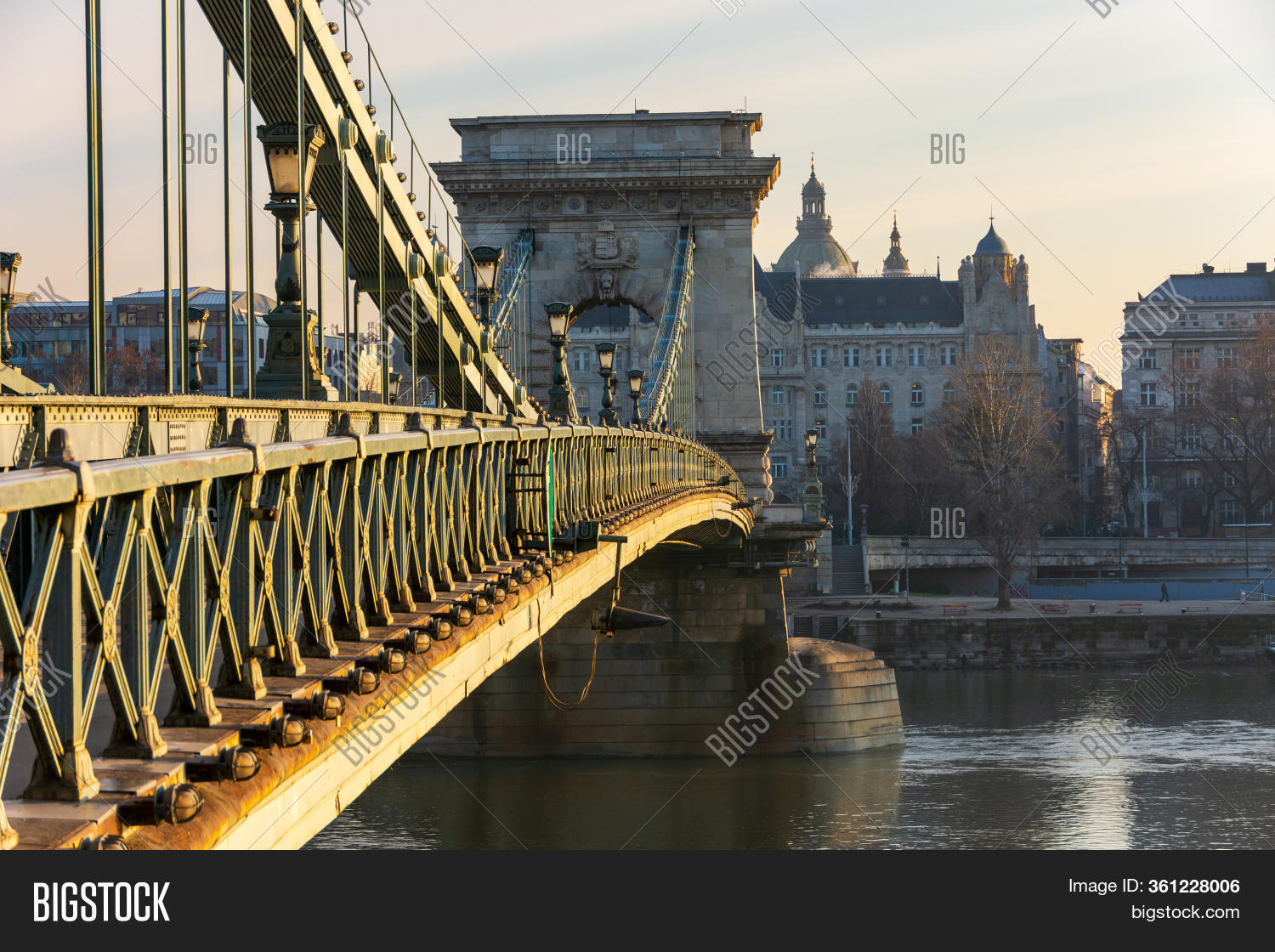 Széchenyi Chain Image & Photo (Free Trial) | Bigstock