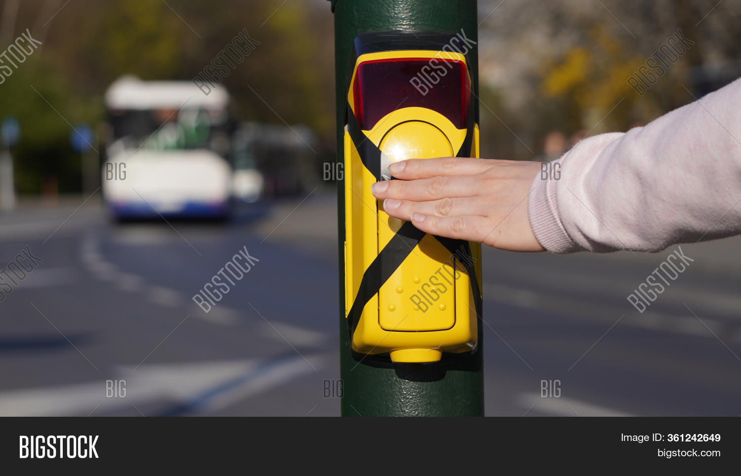 Turned Off Traffic Image & Photo (Free Trial) | Bigstock