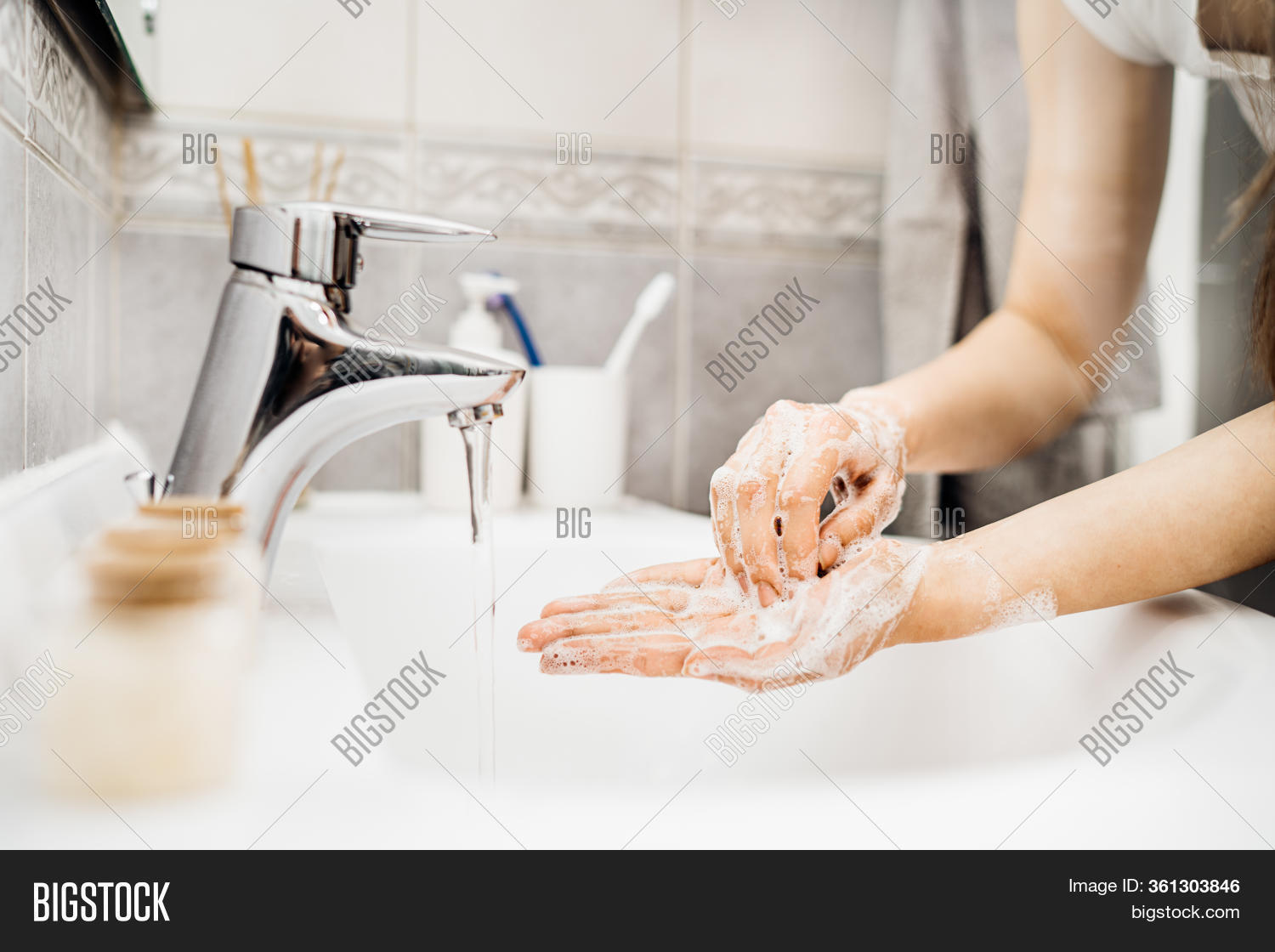 Antiseptic Hand Image & Photo (Free Trial) | Bigstock
