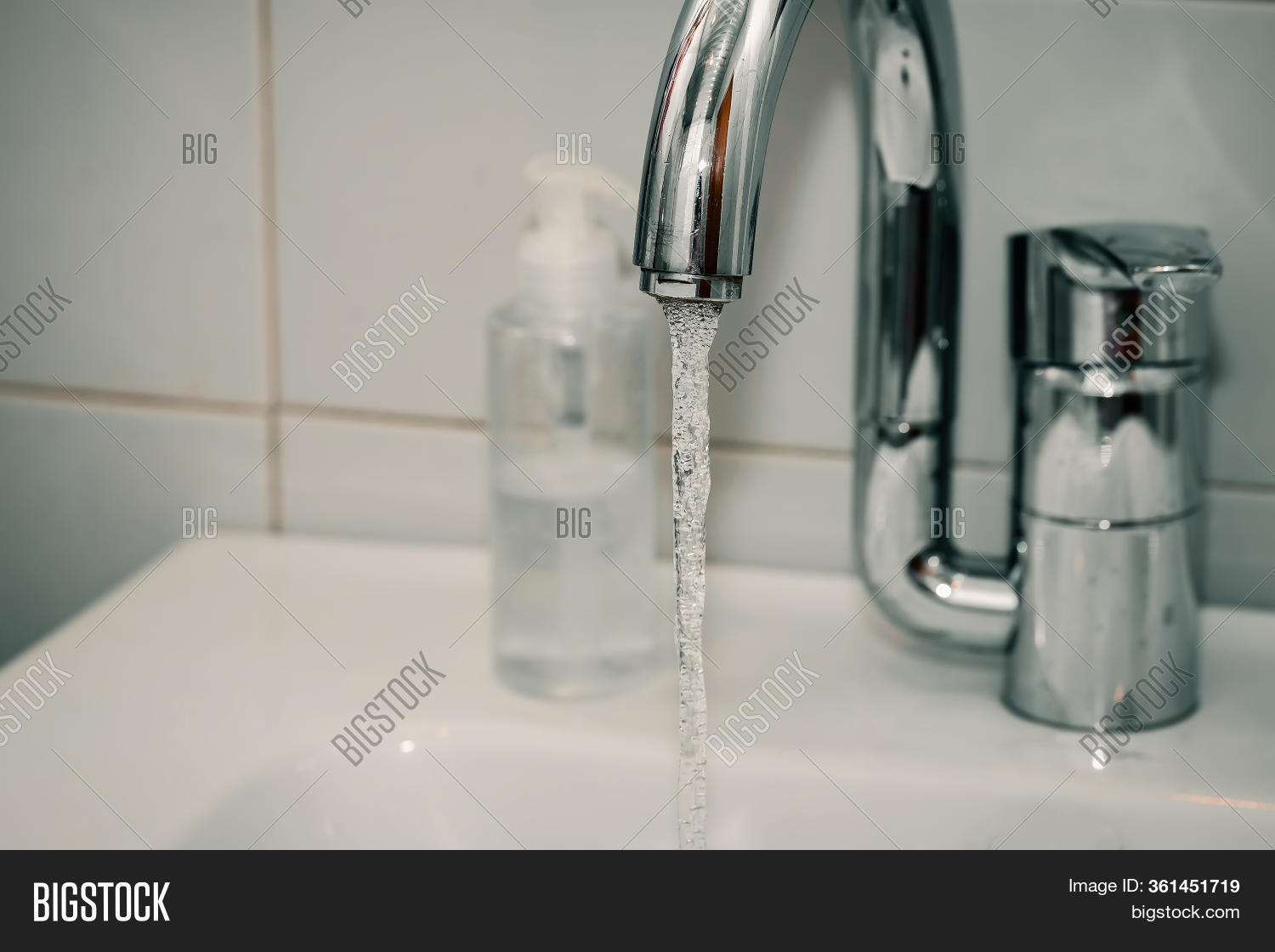 Modern Hand Wash Basin Image & Photo (Free Trial) | Bigstock