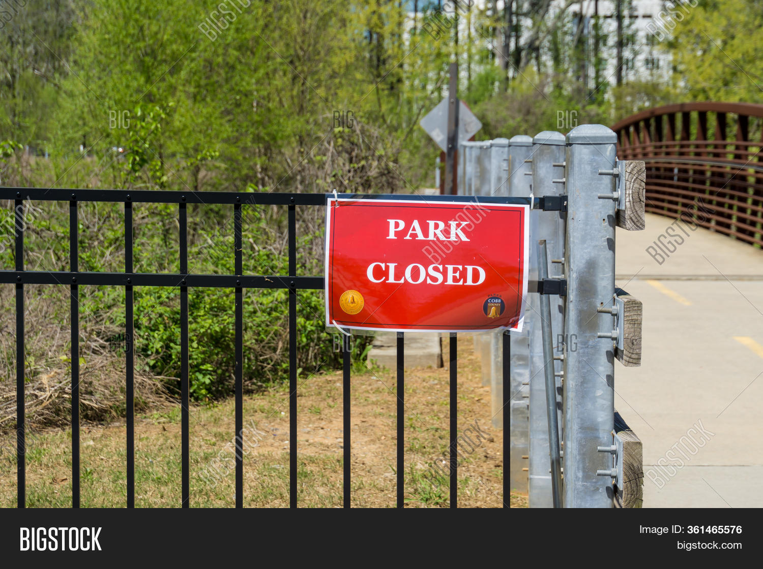 Park Closed Sign Cobb Image & Photo (Free Trial) | Bigstock