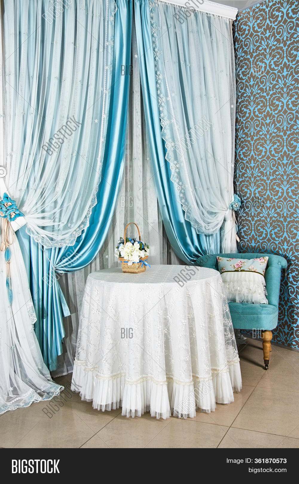 Comfortable Corner Image & Photo (Free Trial) | Bigstock