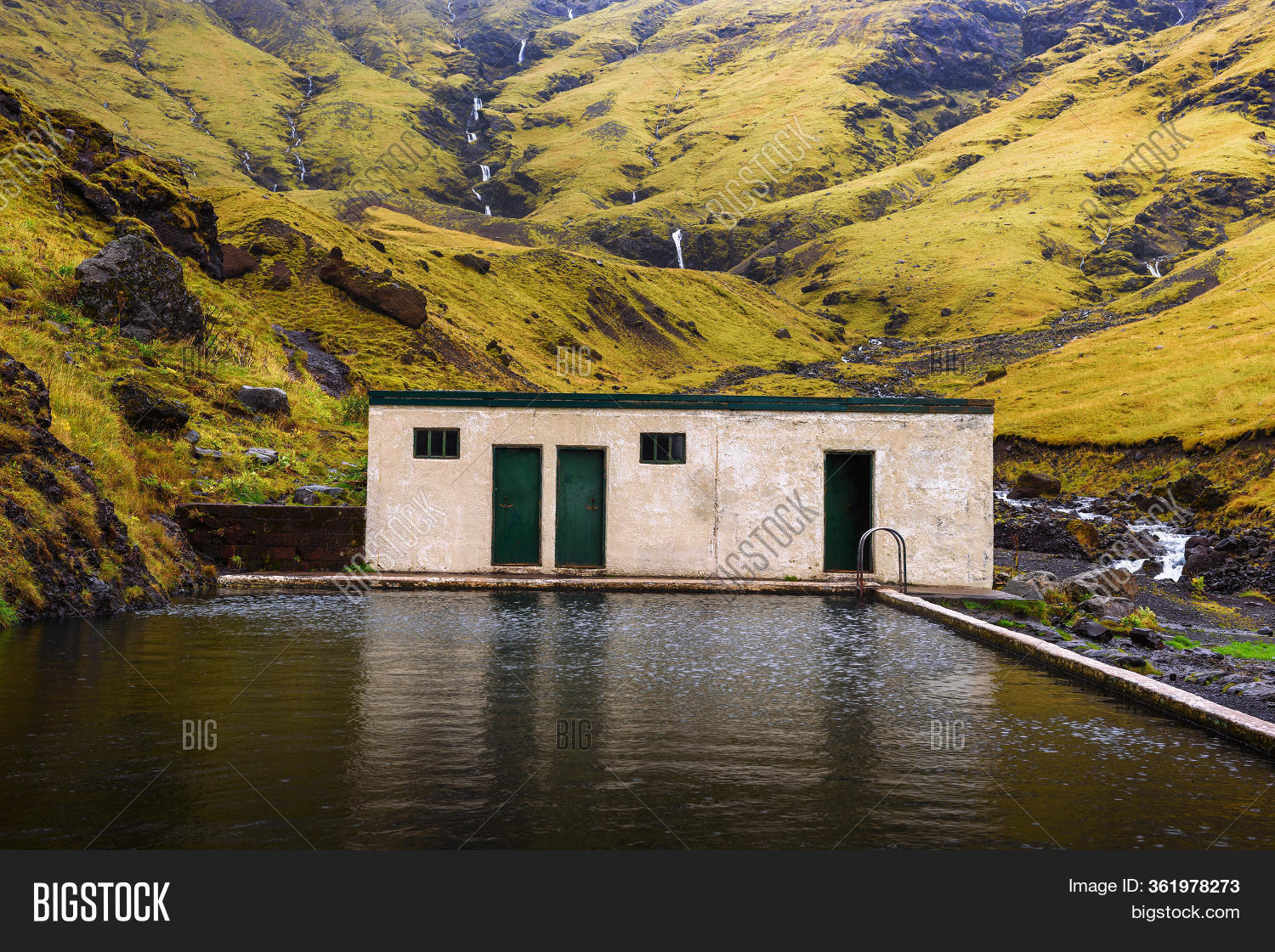 Geothermal Swimming Image & Photo (Free Trial) | Bigstock