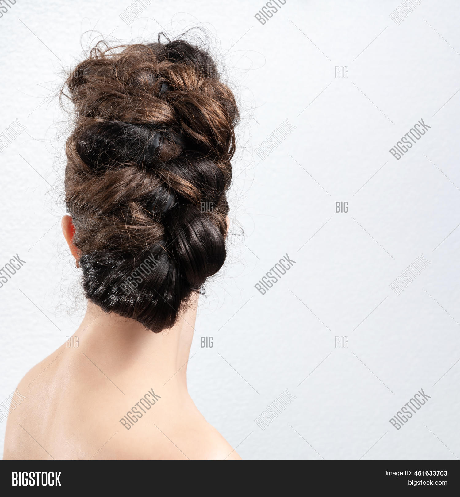 Imagen y foto Back View Young (prueba gratis) | Bigstock